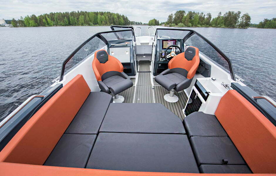 Zipwake - Improved comfort - Bella 700 BR