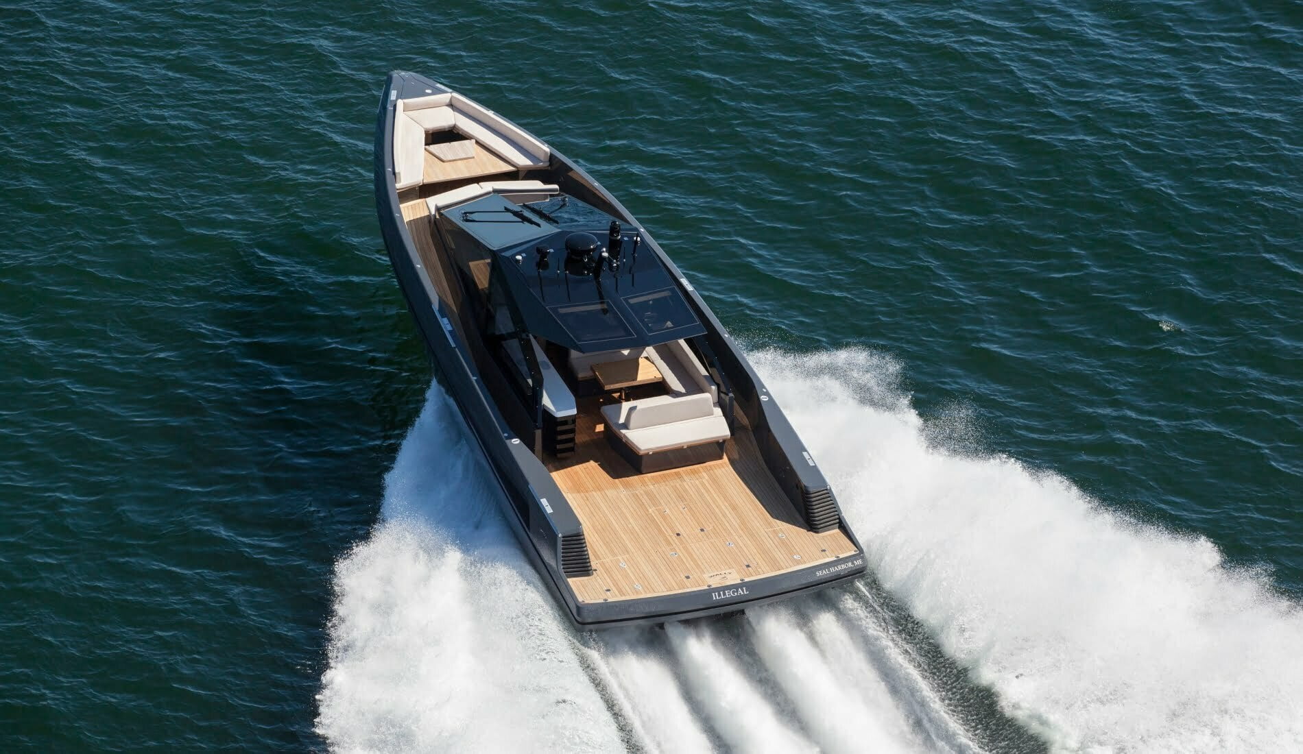 Zipwake - Improved comfort - Wally Power 52