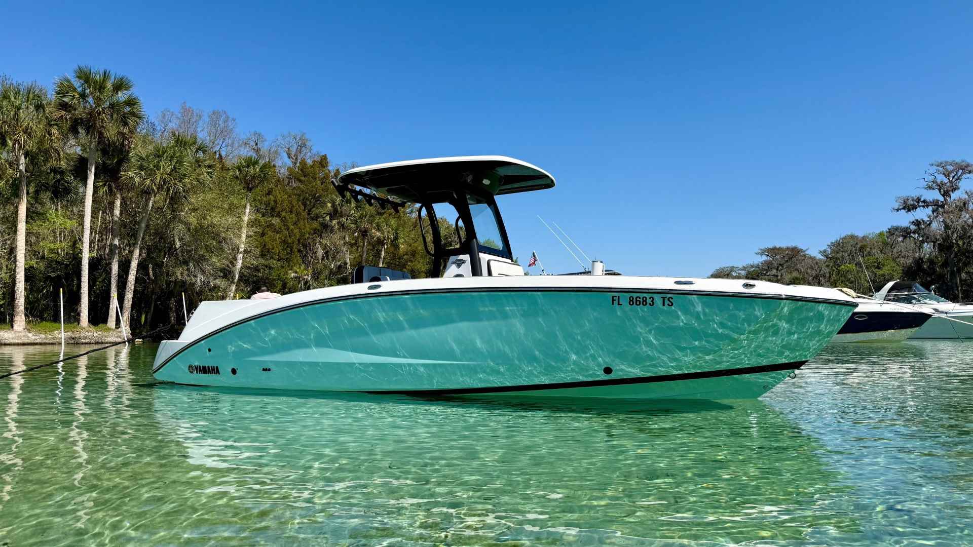 Zipwake - Providing comfort and safety - Yamaha FSH 255 E
